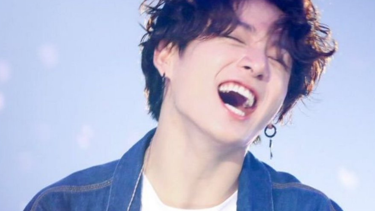 As ARMY panics over Jungkook wiping his IG feed, the BTS singer ...