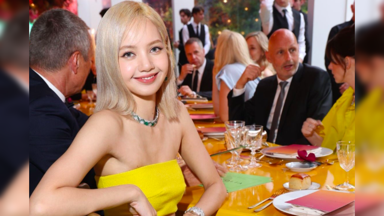 BLACKPINK's Lisa shines in an all-yellow outfit at Bulgari event ...