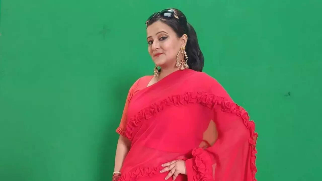 Smita Singh gets emotional as her comeback show Sab Satrangi goes off ...