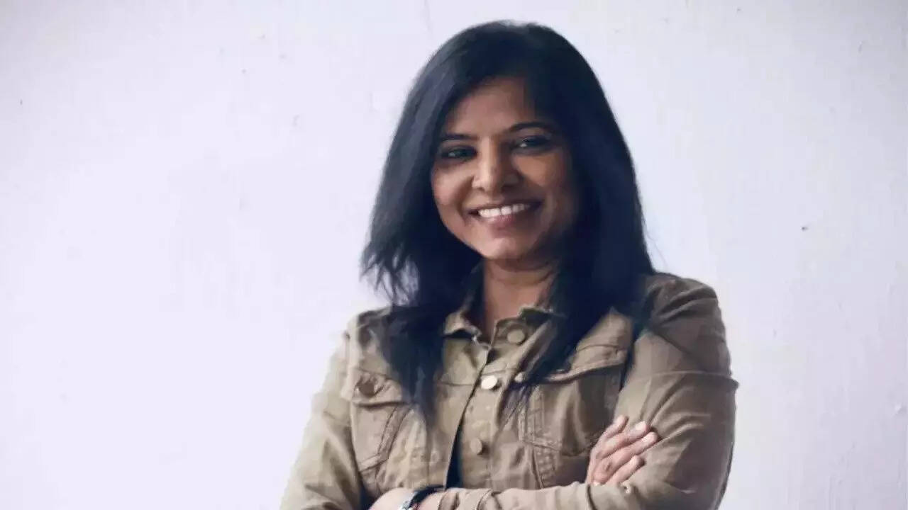 Amid Kaali poster controversy, MP Police issue lookout circular against ...