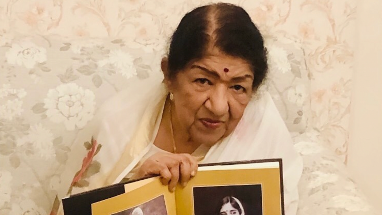 Lata Mangeshkar: Lata Mangeshkar's family to set up old age home for ...