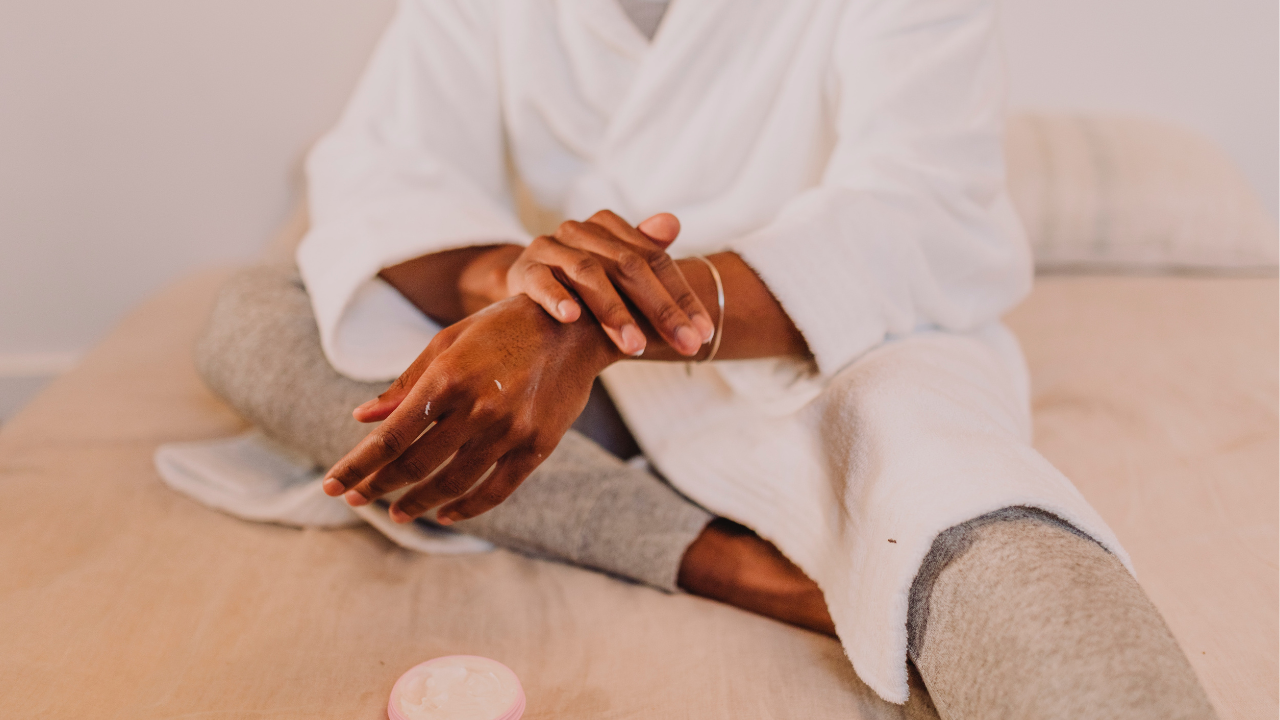 6 reasons why it's important for men to get mani-pedi this monsoon ...