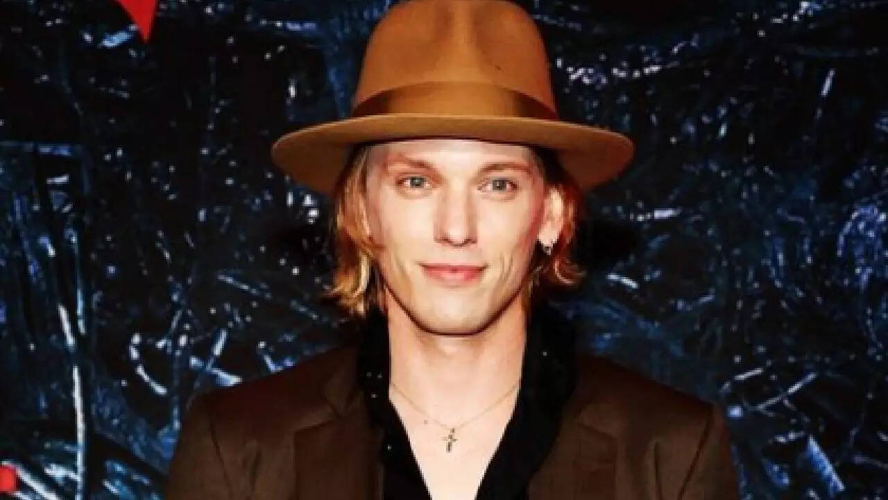 Jamie Campbell: Stranger Things actor Jamie Campbell shares his ...