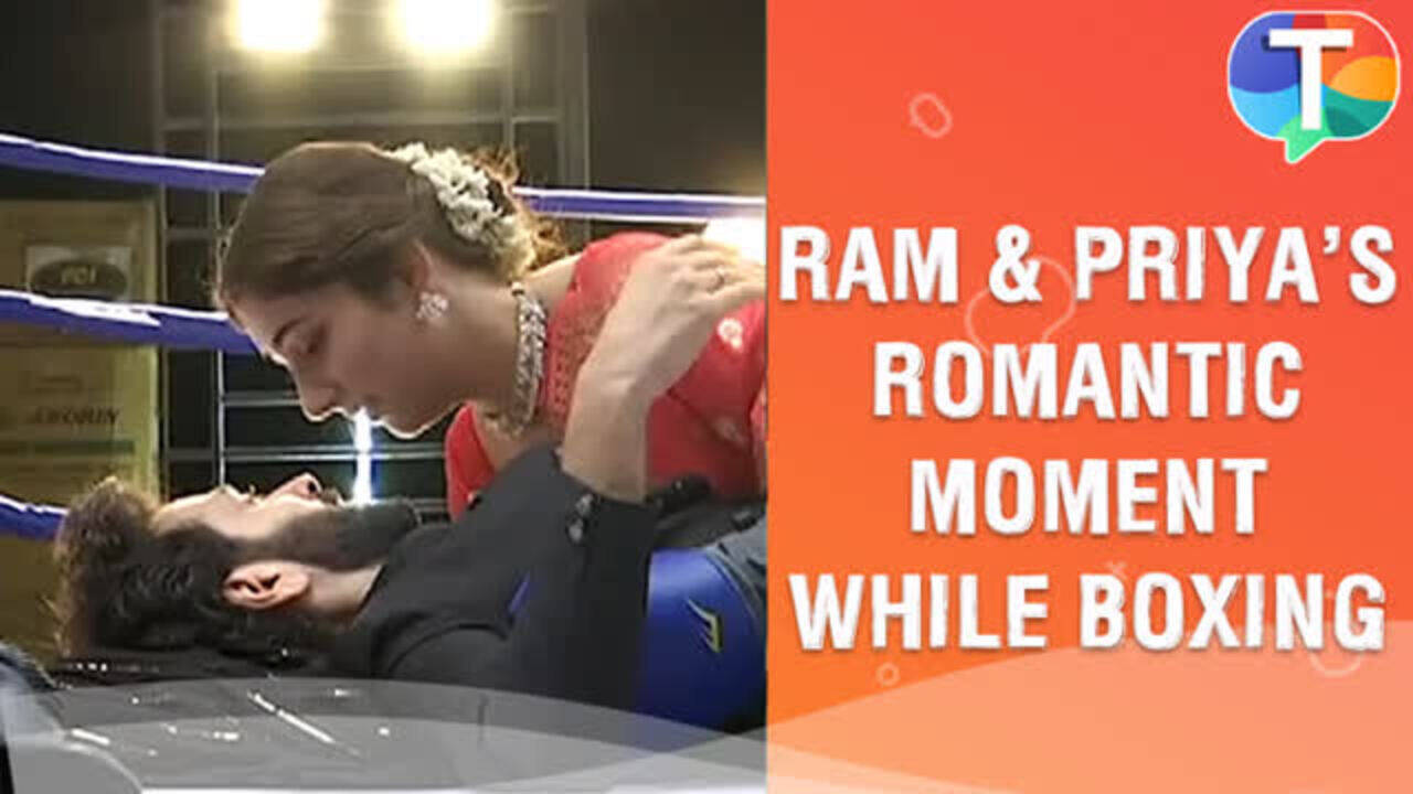 Ram & Priya's ROMANTIC moment while boxing | Bade Achhe Lagte Hain 2 ...