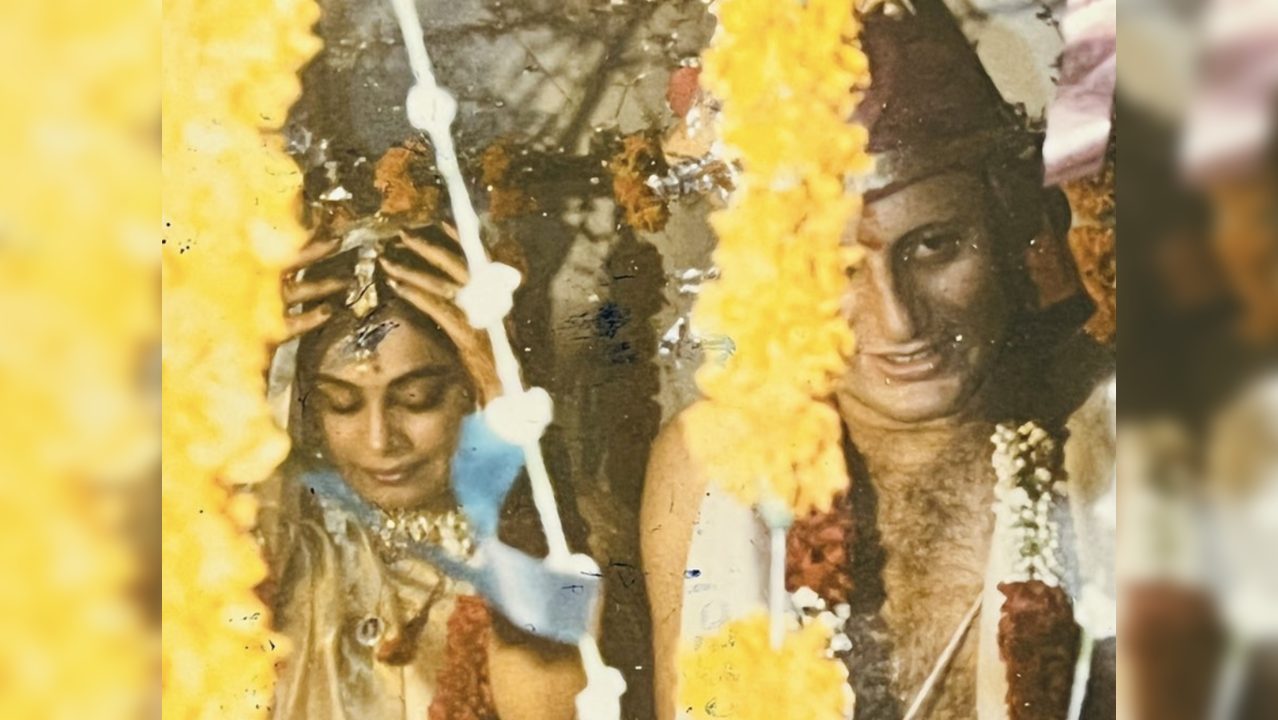 Anupam Kher digs out wedding pic with wife Kiron Kherr from 'treasure ...