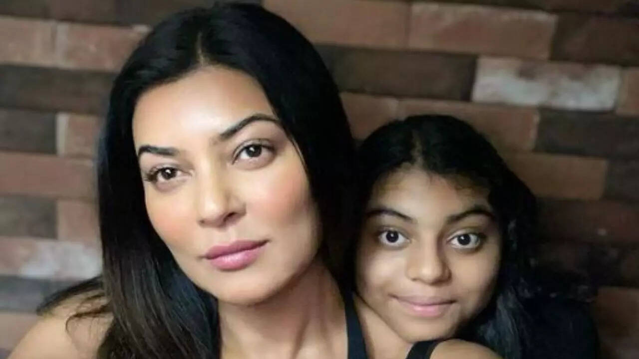 Sushmita Sen welcomes daughter Alisah to her teens on 13th birthday ...