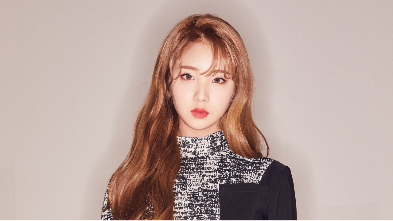 LOONA member Yeojin to rest following health scare in Mexico, agency ...