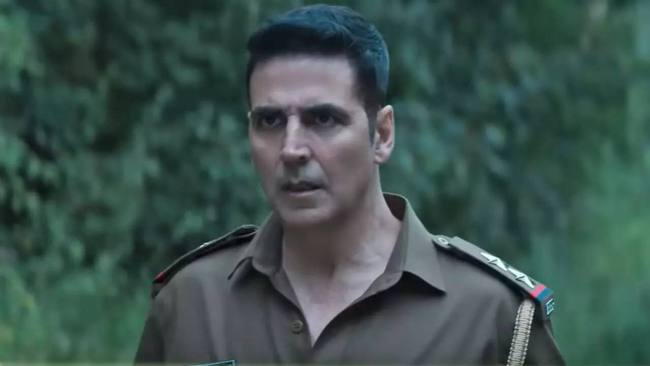 Cuttputlli movie review: Akshay Kumar fails to impress in a remake that ...