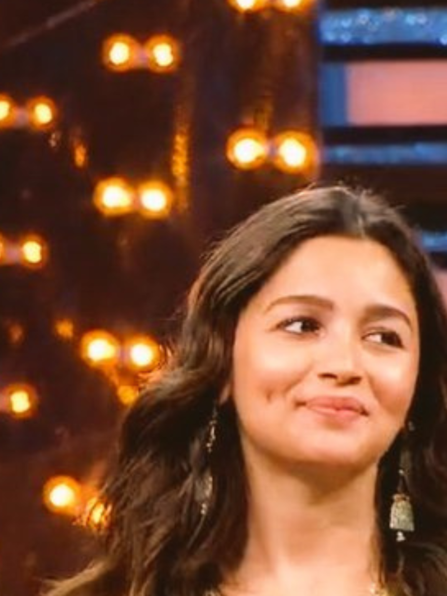 Photos of the day: Janhvi's hot look, Nora rocks floral dress, and more