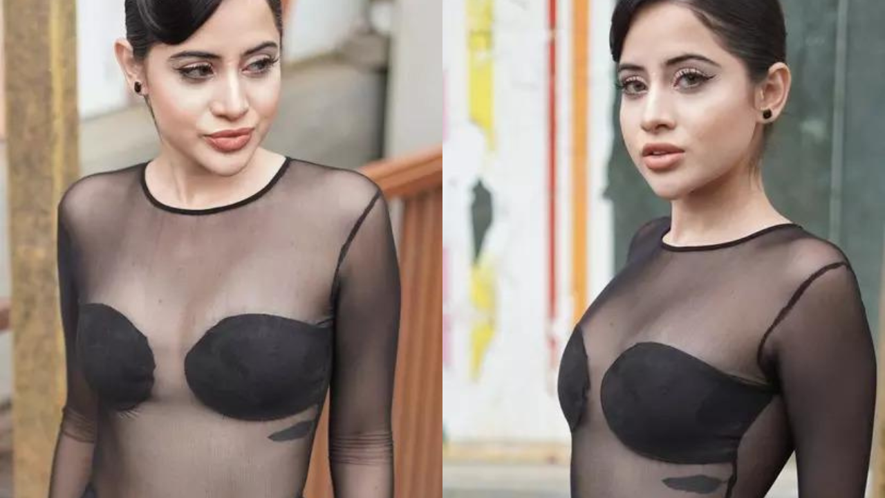 Urfi: Fans troll Urfi Javed as she dons broken heart-shaped crop top ... Urfi: Fans troll Urfi Javed as she dons broken heart-shaped crop top ...
