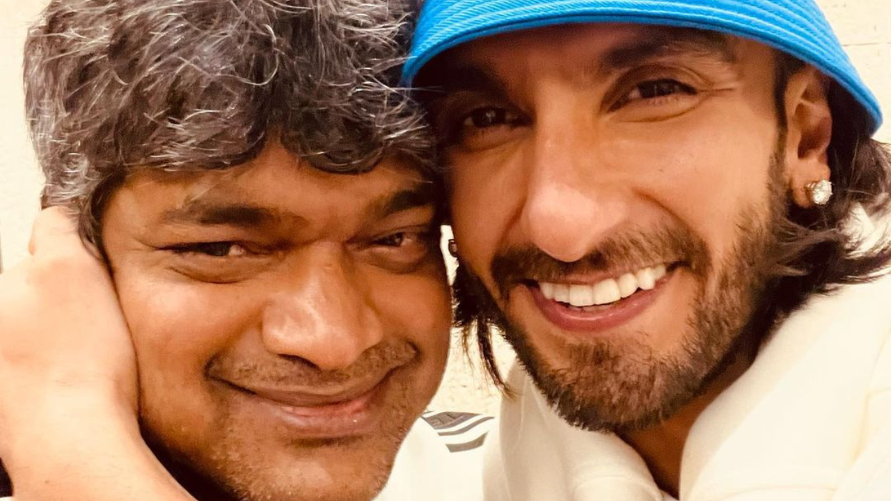 Filmmaker Harish Shankar shares unmissable selfie with Ranveer Singh ...