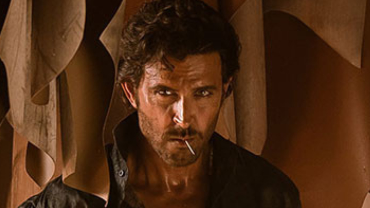 Hrithik Roshan is 'surrounded by love' as he shares fan reactions on ...