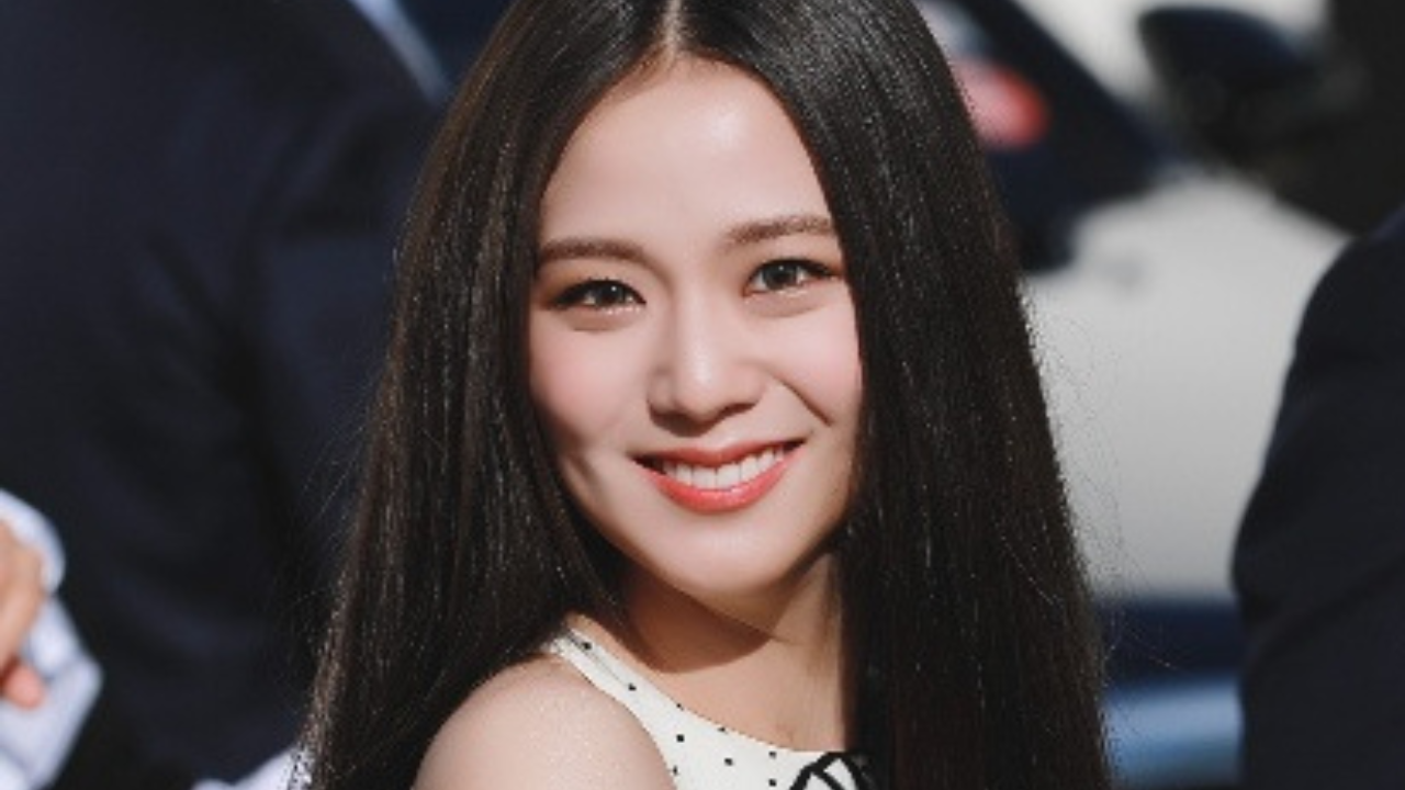 Blackpink's Jisoo reveals something she is 'addicted' to right now and ...