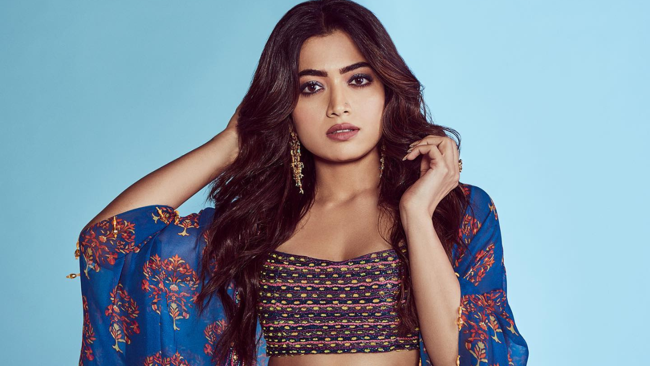 Goodbye actress Rashmika Mandanna's latest look is all about flaunting ...