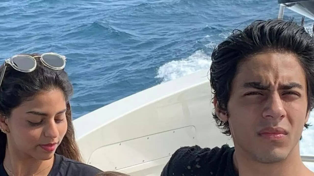 Aryan, Suhana set major sibling bond goals during a recent event; netizens slam paps for ...