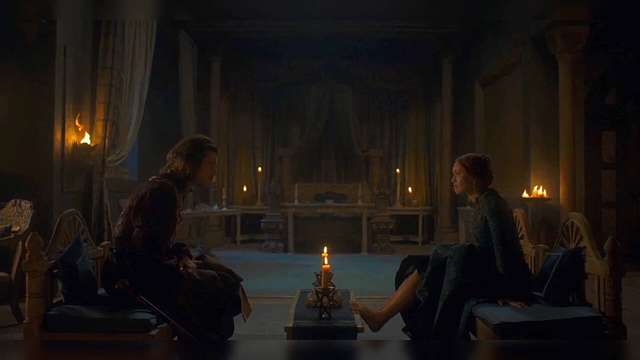 Foot fetish alert! Larys Strong and Alicent Hightower's alliance on House Of The Dragon takes a ...