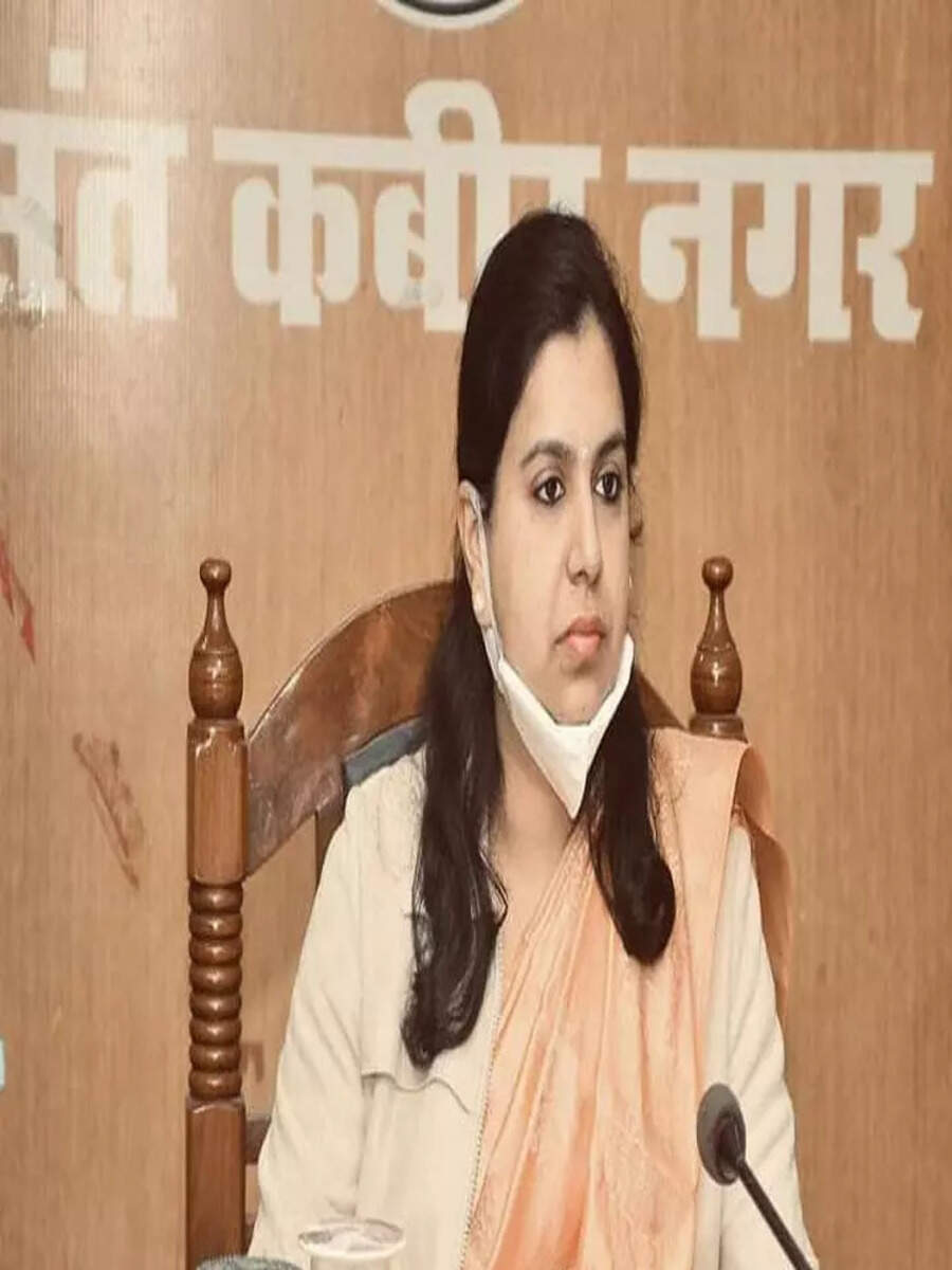 IAS Divya Mittal who cleared IIT, IIM shares Mantra to stay focused for ...