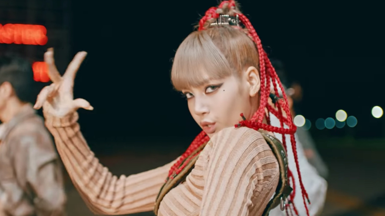 Blackpink's Lisa reveals she has a ghost in her house, but it's just ...
