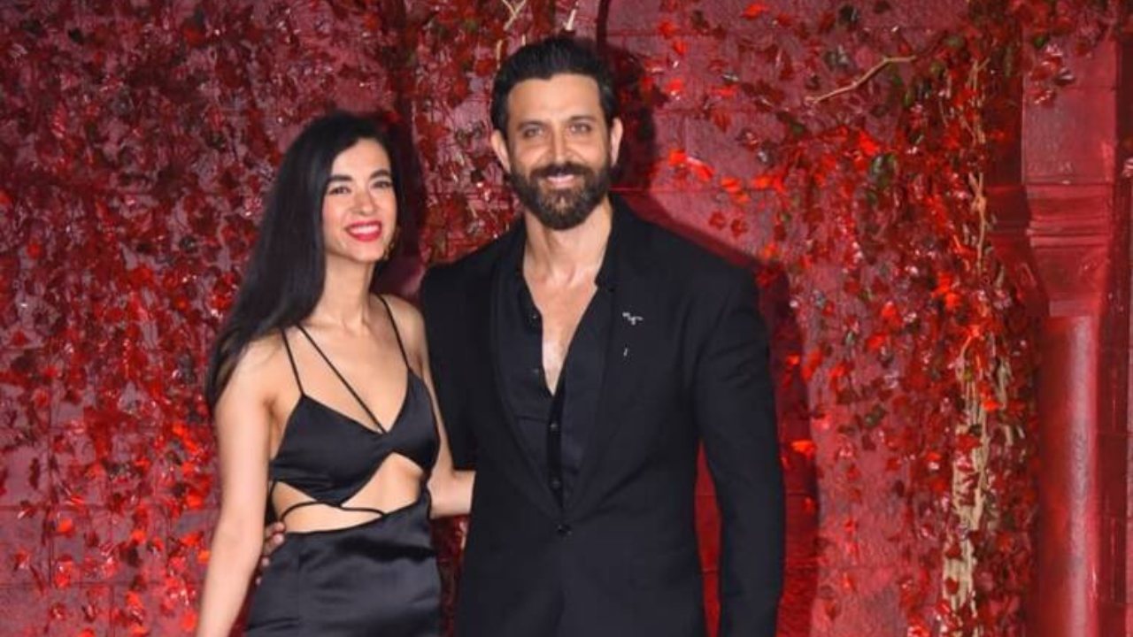 Hrithik Roshan, Saba Azad to move in together? Rs 100 cr spent doing up ...