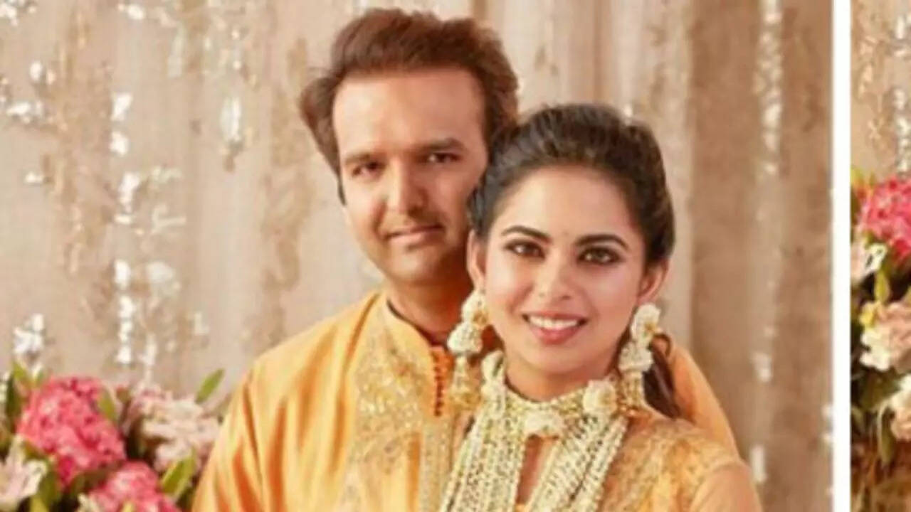 Isha Ambani kids | Isha Ambani, Anand Piramal welcome twins, here's the ...