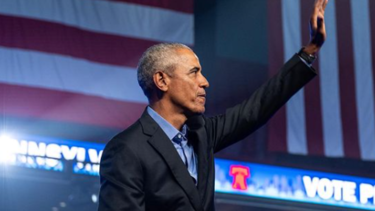 Barack Obama shares his favourite movies from 2022, netizens suggest ...