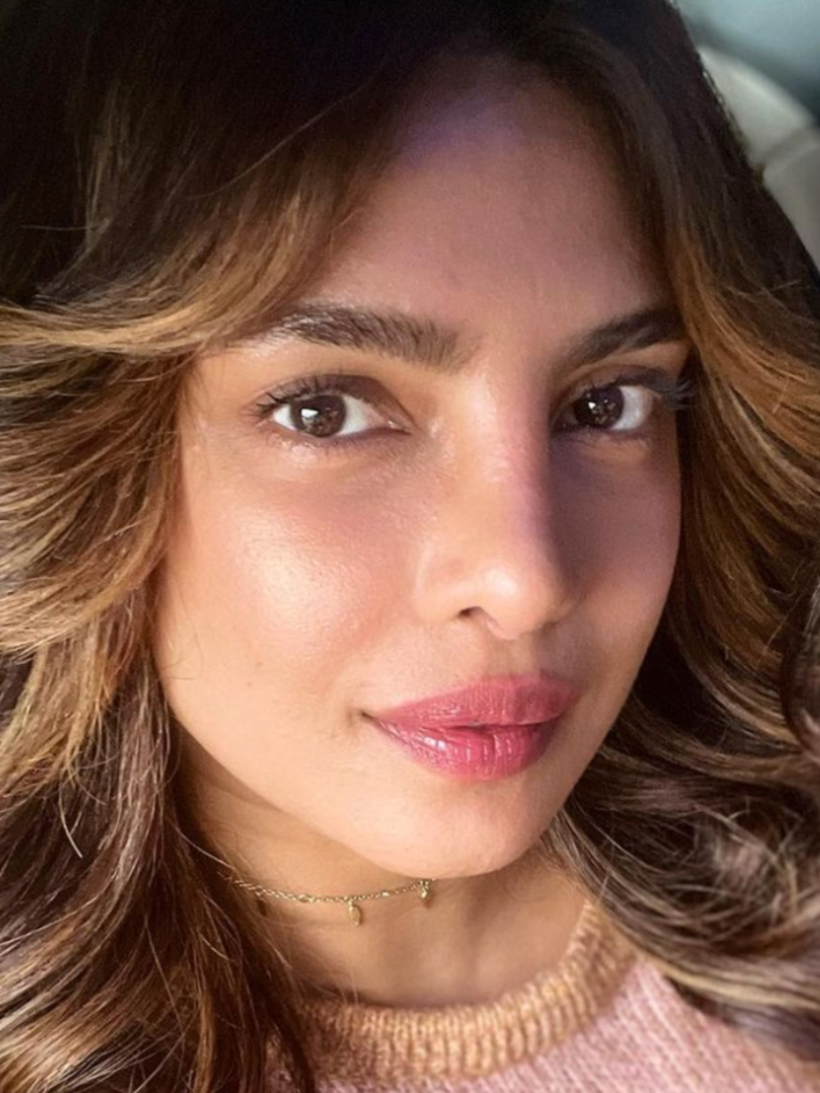 Priyanka Chopra’s dry lips hack. She uses THIS to get rosy pout