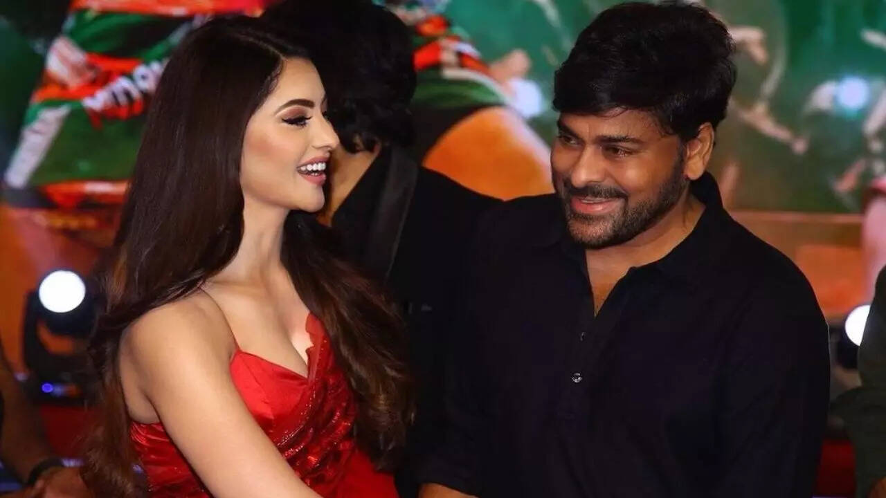 Urvashi Rautela touches Chiranjeevi's feet in viral photos. But fans ...