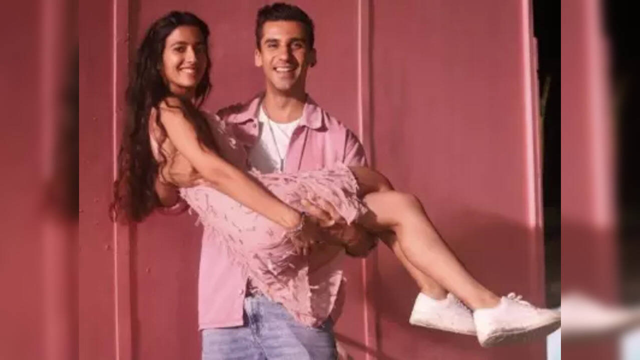 Hamid: MTV Splitsvilla X4: Ex-Roadies Hamid Barkzi, Soundous Moufakir ... Hamid: MTV Splitsvilla X4: Ex-Roadies Hamid Barkzi, Soundous Moufakir ...