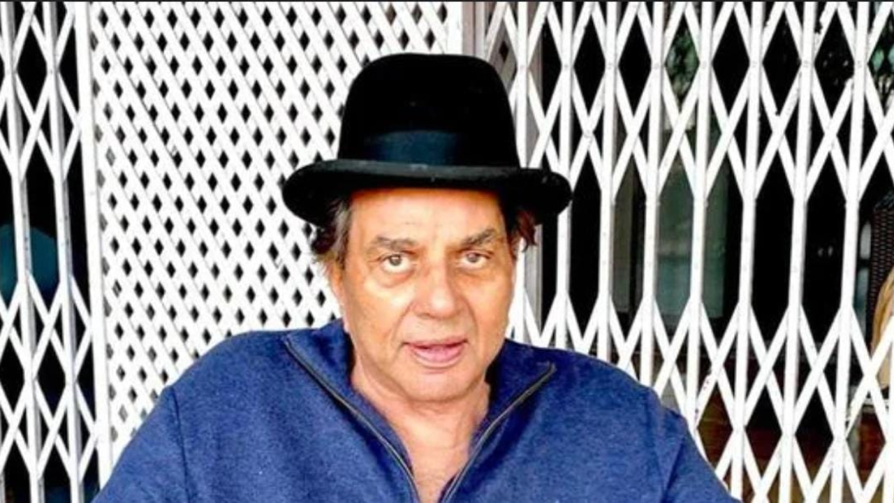 Dharmendra's new look as Sheikh Salim Chisti in Taj will leave you ...