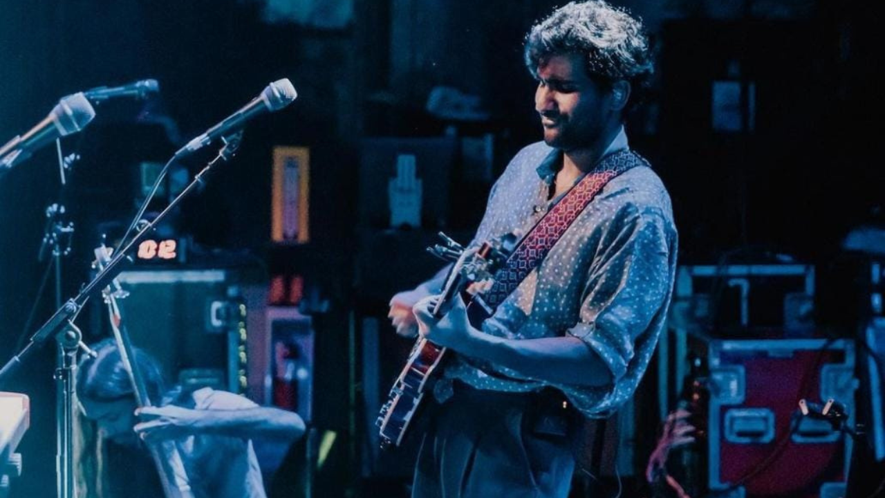 Prateek Kuhad's VH1 concert is everything dreamy and magical. Watch ...