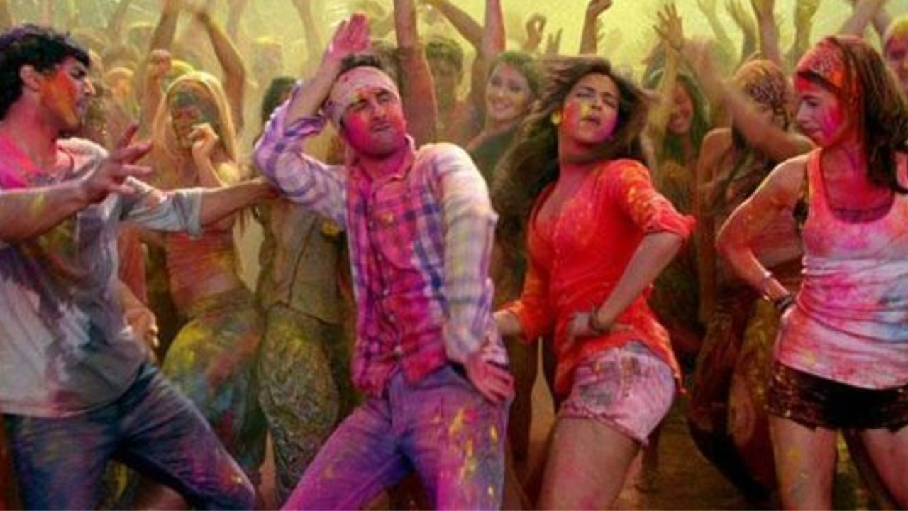 Holi 2023: Are you planning to throw a colour-themed Holi bash? Keep ...