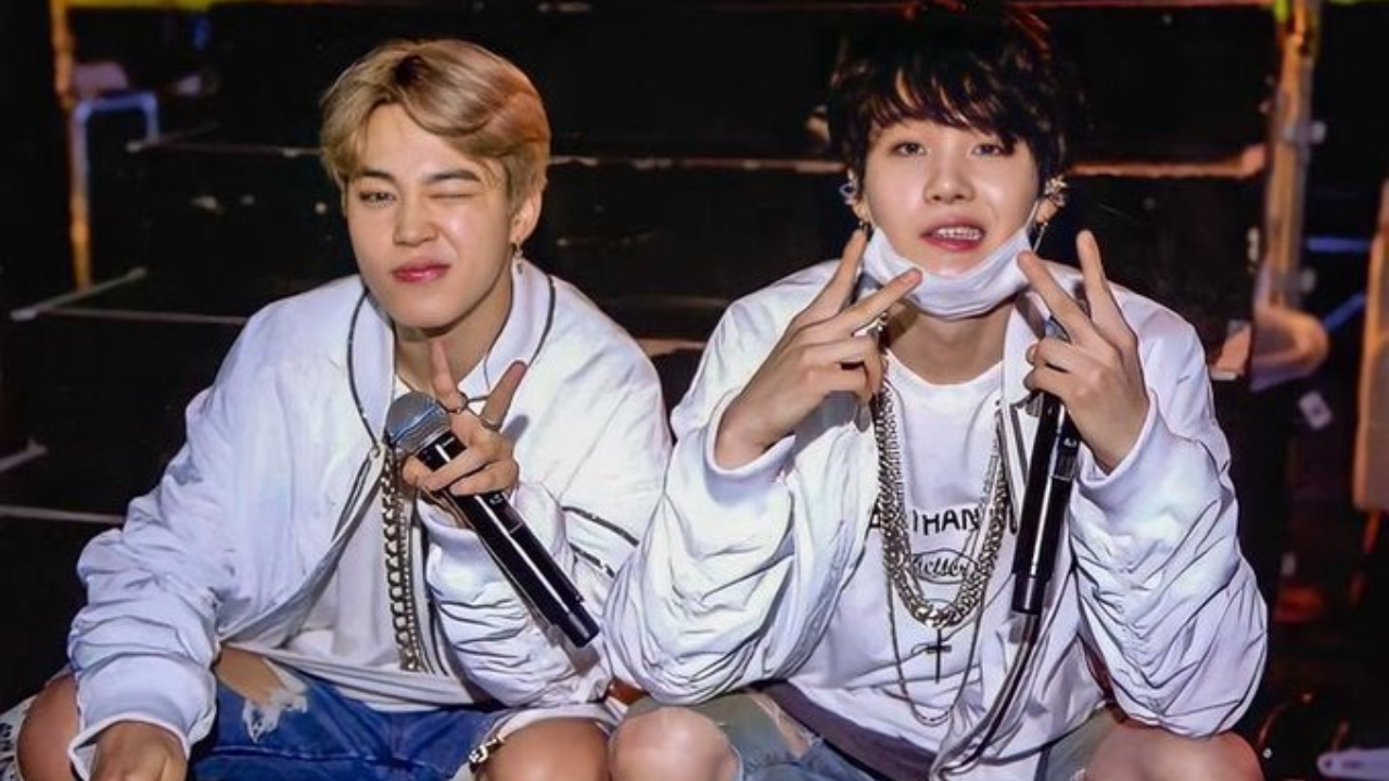 Bts Suga Hypes Jimin Up At His Solo Concert As Singer Vibes With Army